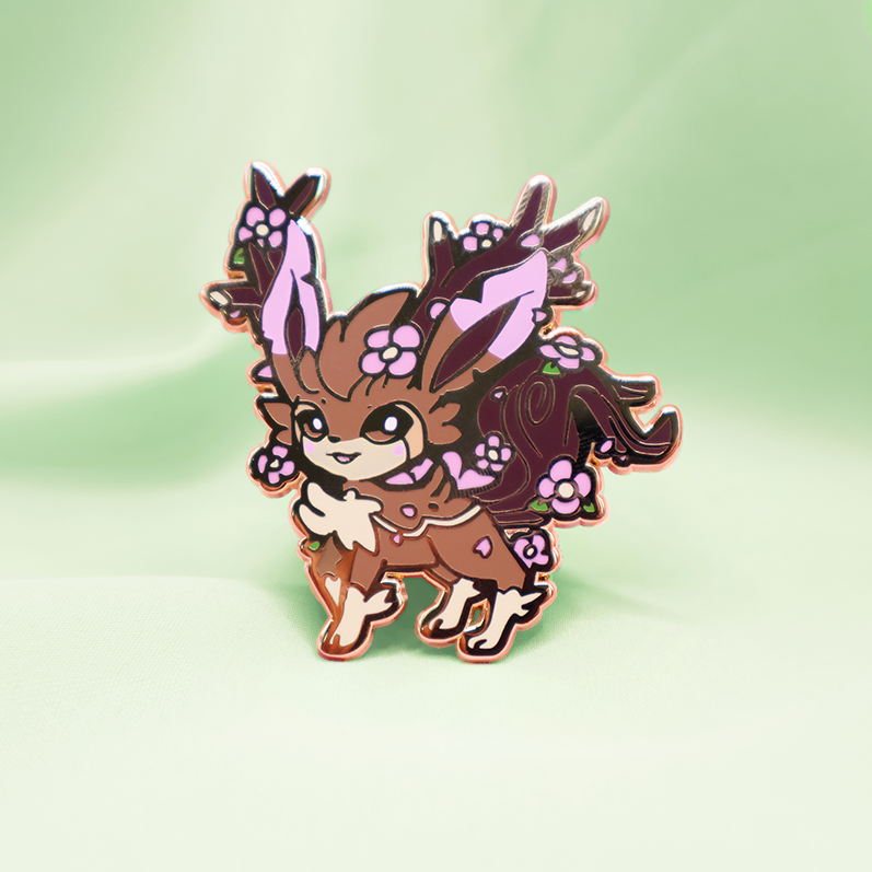 [woodland] [sawsbuck X Leafeon] Enamel Pin [eevee Fusion] Mamobot