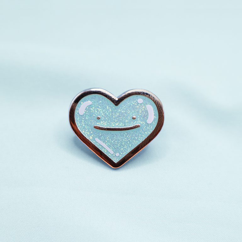 [MINT GLITTER] MINI DITTO HEART ENAMEL PIN – MAMOBOT